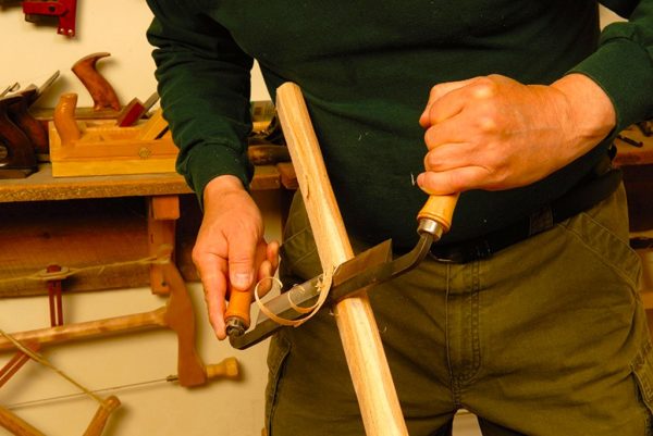 Drawknife vs Spokeshave: Choosing the Right Tool for Shaping Wood ...